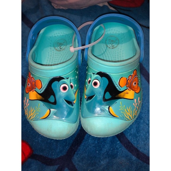 CROCS | Shoes | Finding Nemo Dory Crocs | Poshmark